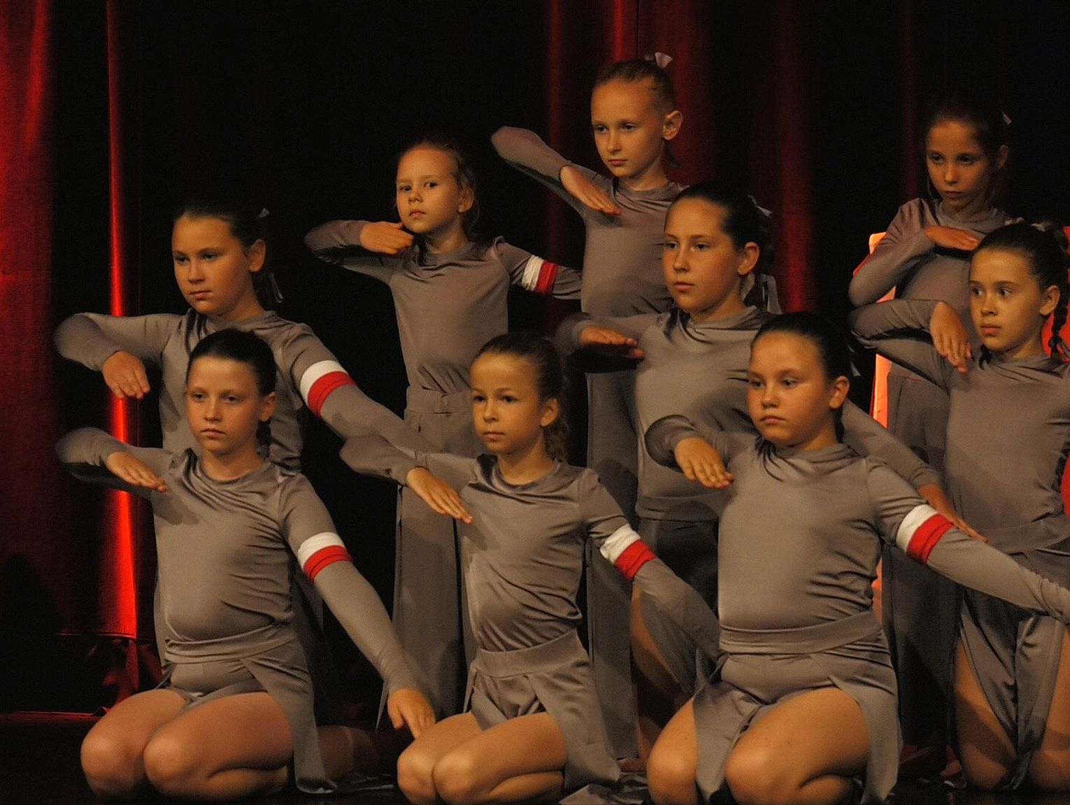 Klub 8 FOW chwali się osiągnięciami…